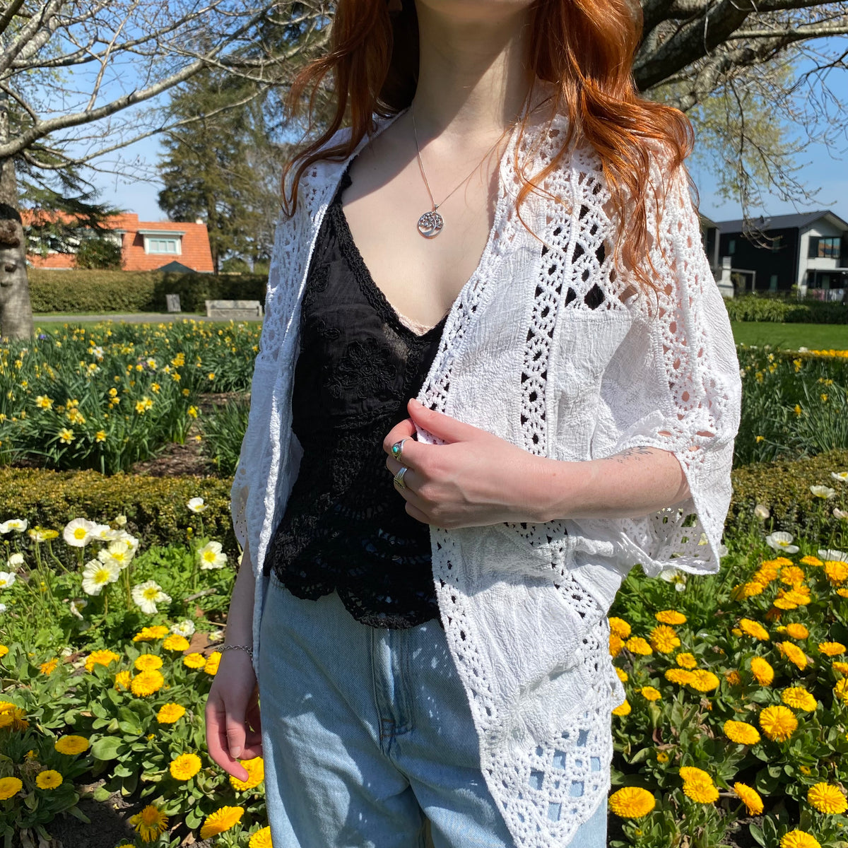 Batwing Lace Cardigan – Hipsta NZ